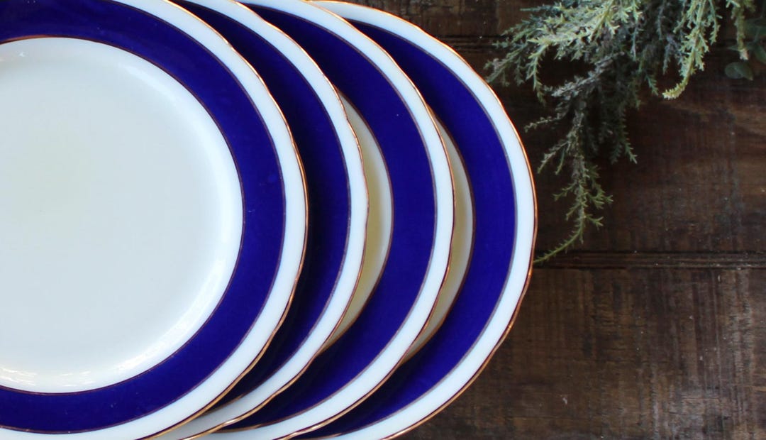 Aynsley Blue and White Salad Plates Set of 4 Gold Scalloped Rims - Etsy