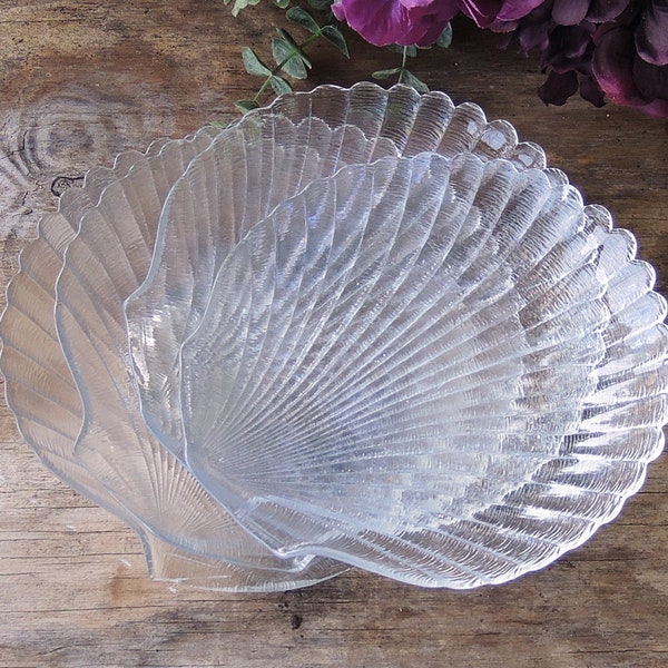 Vintage Glass Plates - Etsy