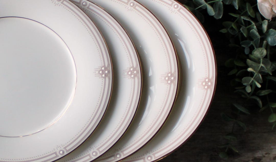Noritake Satin Gown Salad Plates Set of 4 Cream & Gold Rim Elegant ...