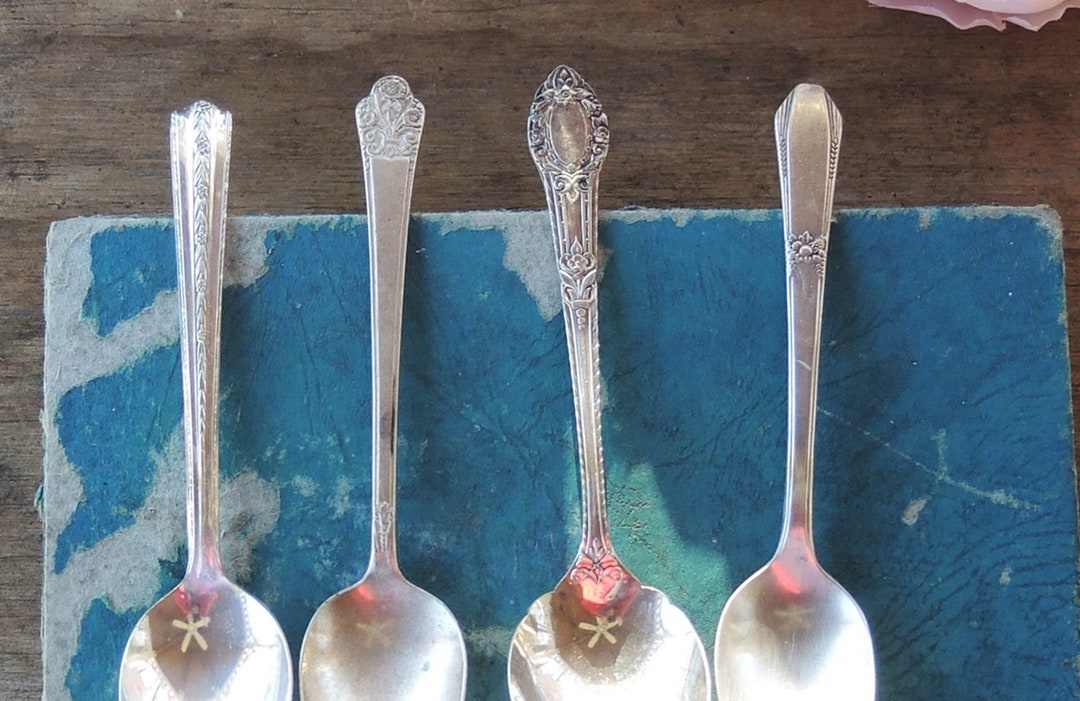 Mismatched Spoons Set of 4 Vintage Silverplate Spoons, Farmhouse Decor ...