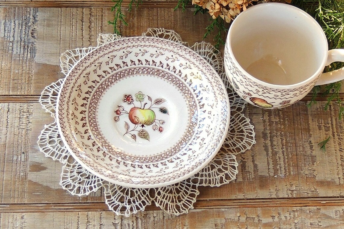 Johnson Brothers Fruit Sampler Flat Tea Cup and Saucer Set - Etsy