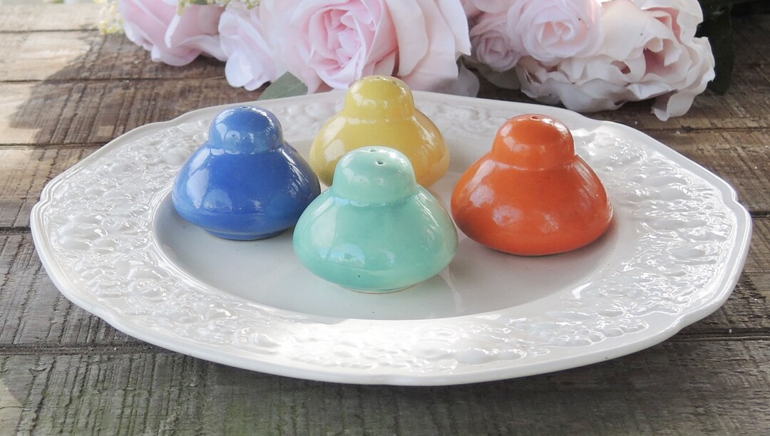Stangl Colonial Mismatched Fiesta Salt and Pepper Shakers Set of 4 Ca ...