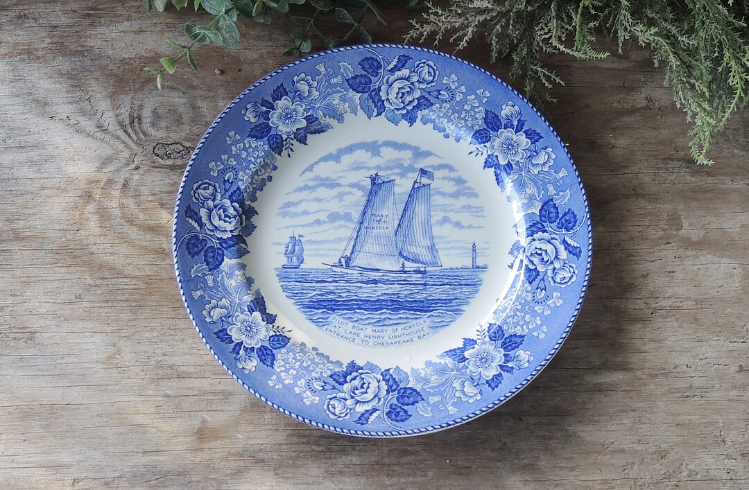 Pilot Boat Mary Dinner Plate Blue White Souvenir Plate Norfolk VA Blue ...