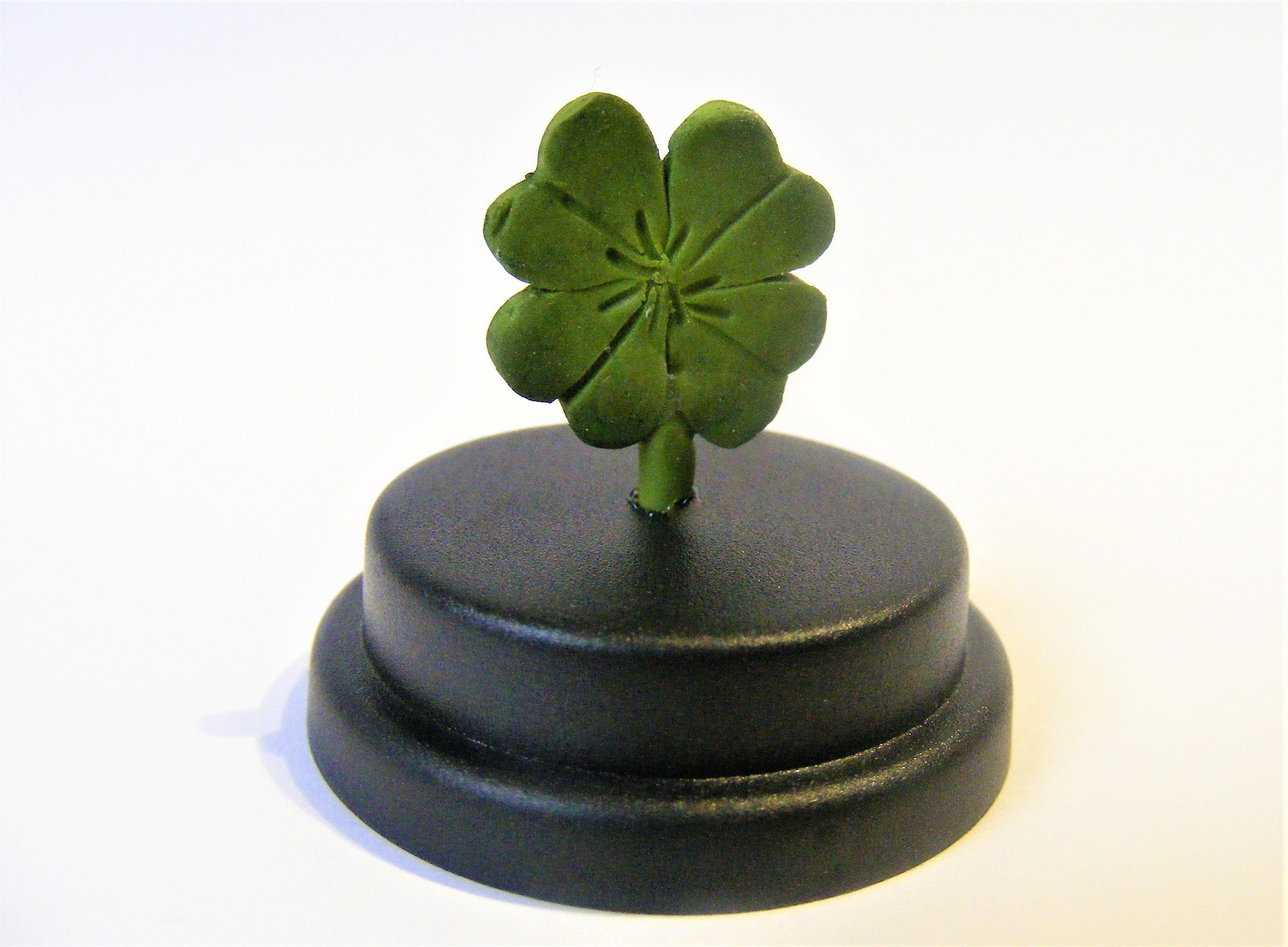 Four Leaf Clover Pet © 4 leaf clover lucky charm good luck | Etsy