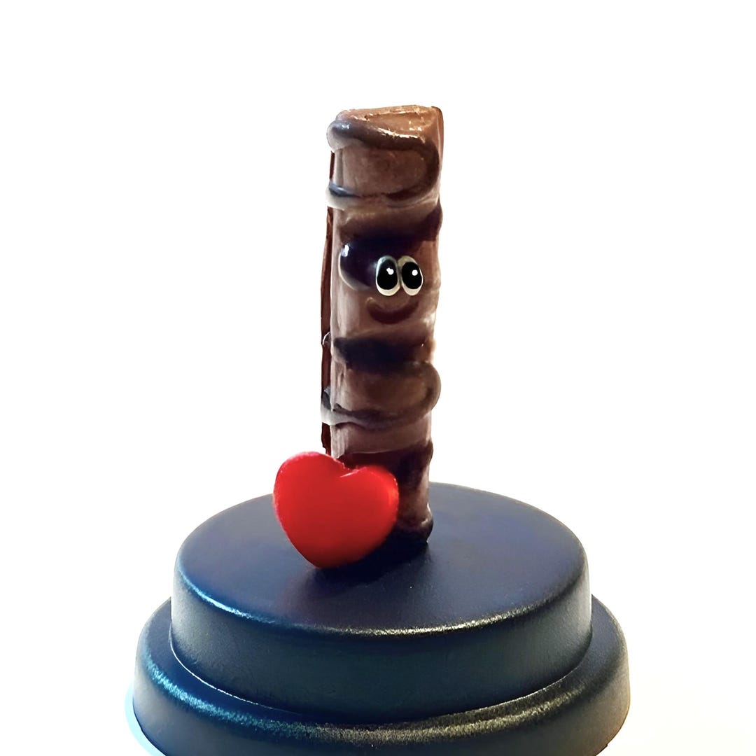 Chocolate Bar Pet © Chocoholic Best Friend Gift Comedy Novelty Gift ...