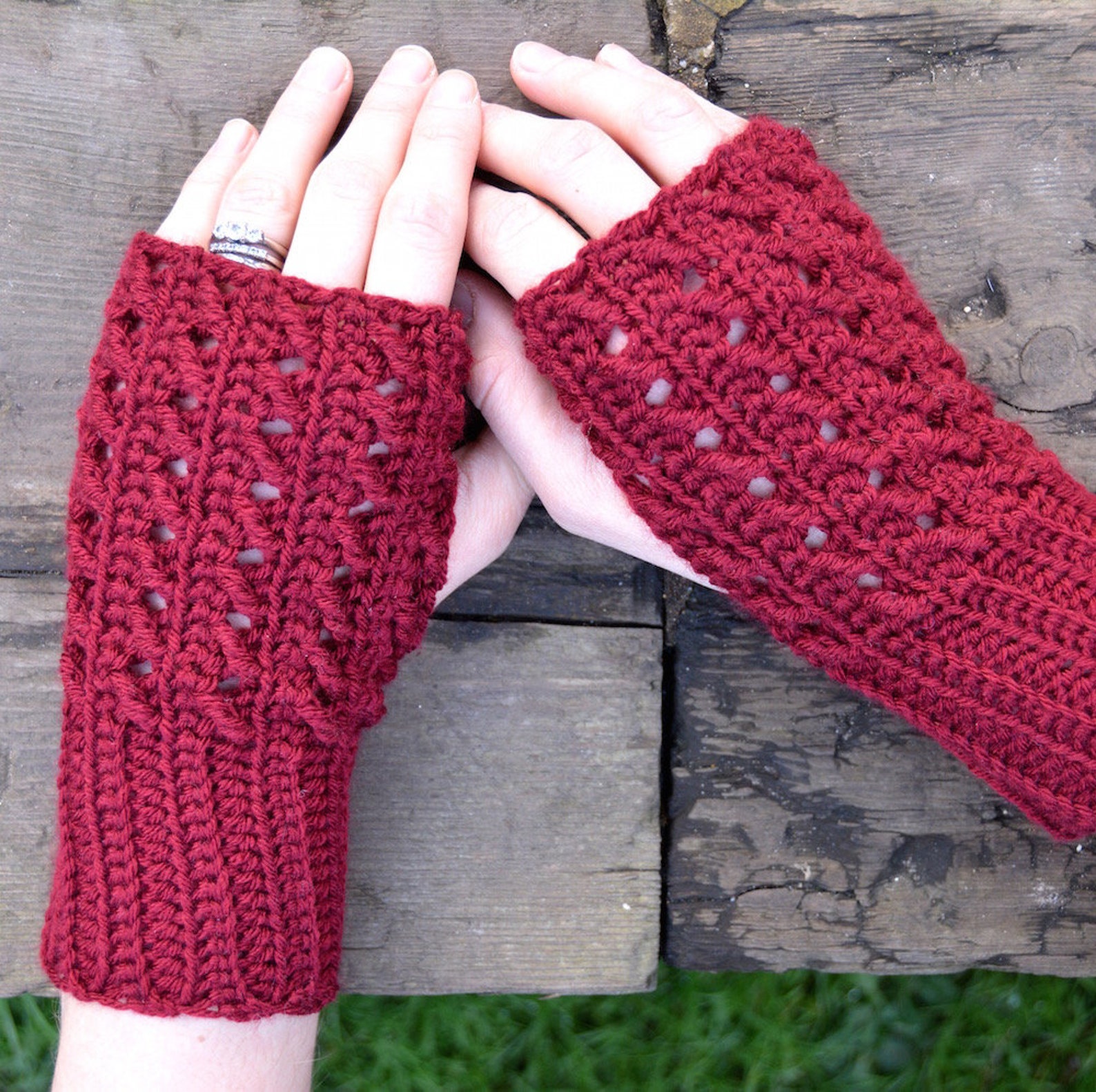 CROCHET PATTERN / Winter Silk Mitts - Easy Crochet Mittens - Fingerless ...