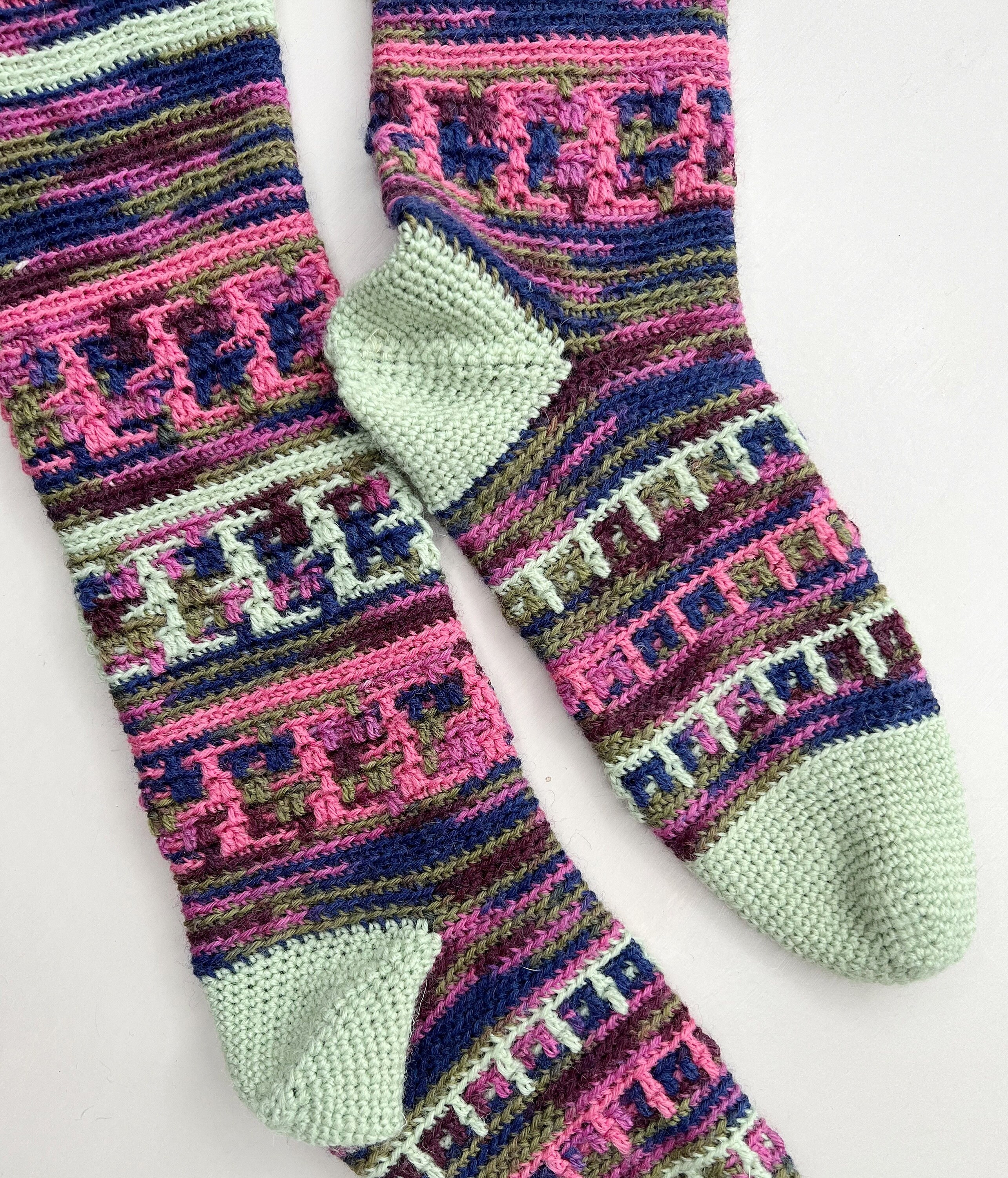 CROCHET PATTERN / Hydrangea Mosaic Socks / Overlay Mosaic Crochet Socks ...