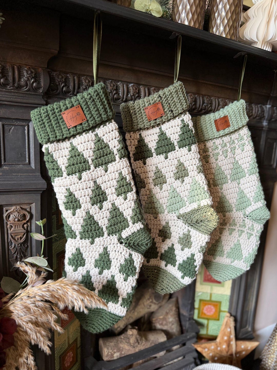 CROCHET PATTERN + VIDEO Overlay Mosaic Stocking - Twinkling Trees ...