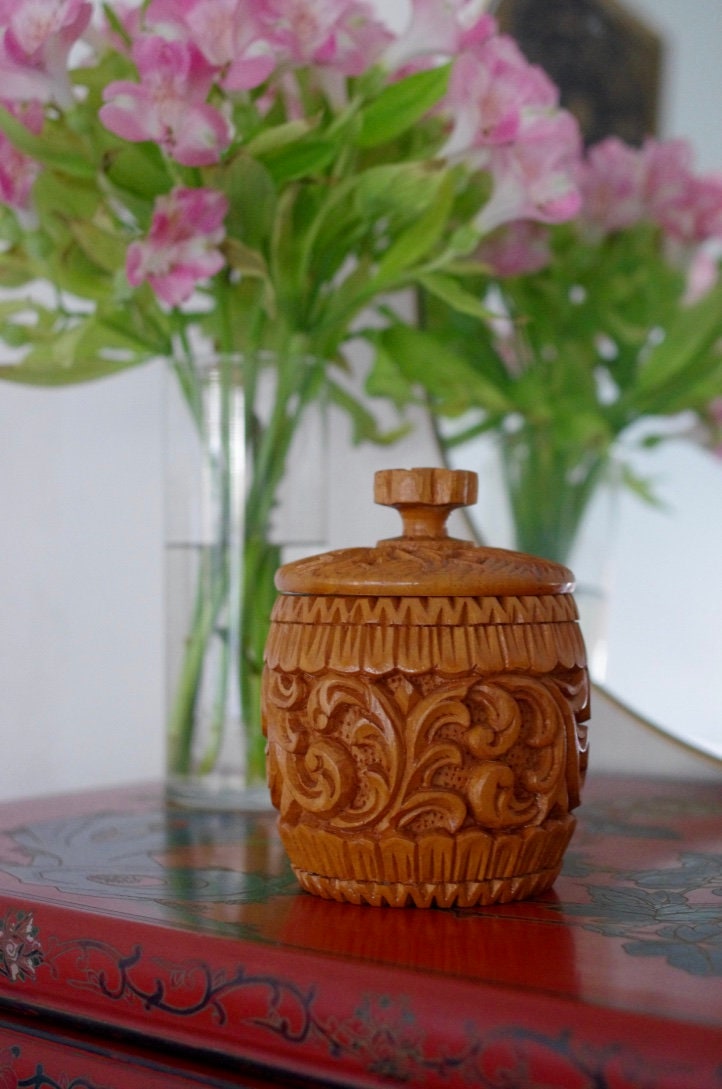 Vintage Hand Carved Ornate Walnut Container With Coasters, Lidded ...