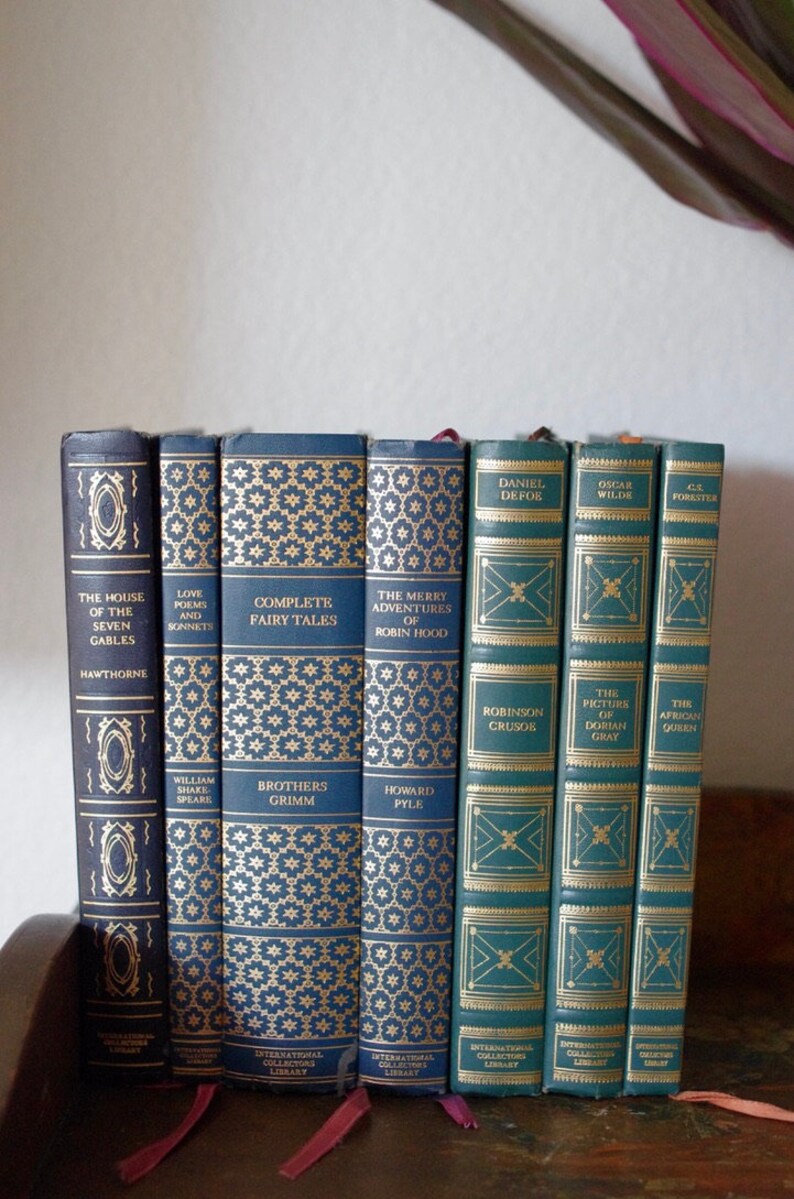 Vintage International Collector's Library Books Each Sold - Etsy