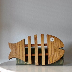 Vintage MCM Wood Fish Pot Holder, Mid Century Wooden Fish Bone Trivet ...