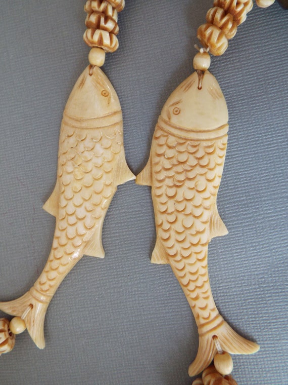 carved bone Asian necklace hand carved koi fish neck… - Gem