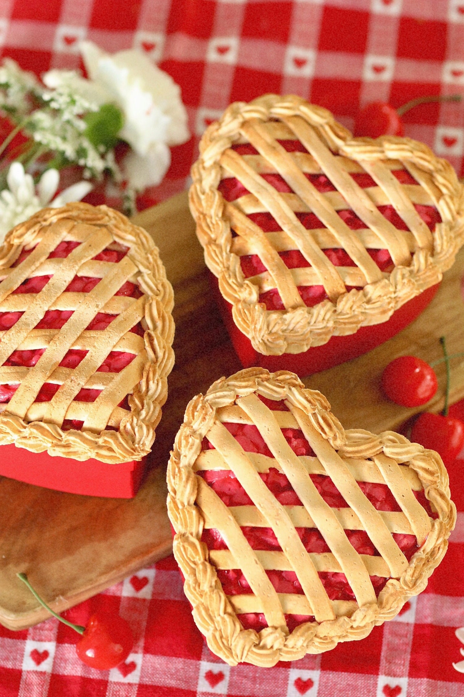 Fake Heart Cherry Pie Gift Boxes - Etsy