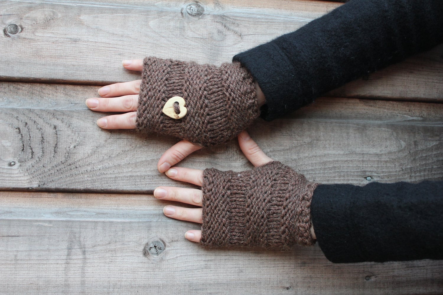 Knitting Pattern - Mini Mittens With Button - Listing03 - Etsy