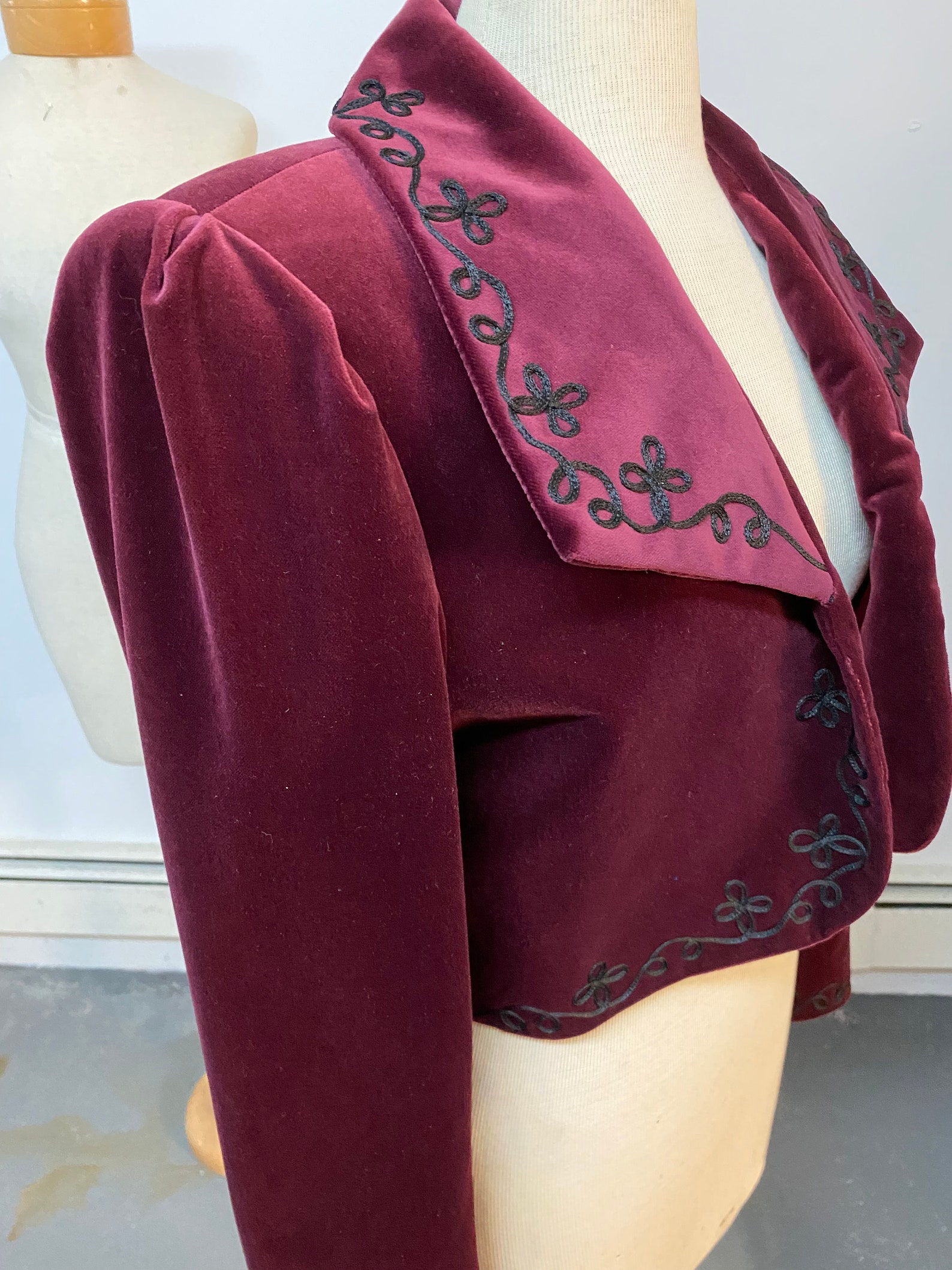 Vintage J Peterman Downtown Embroidered Cotton Velvet Crop Jacket Size ...