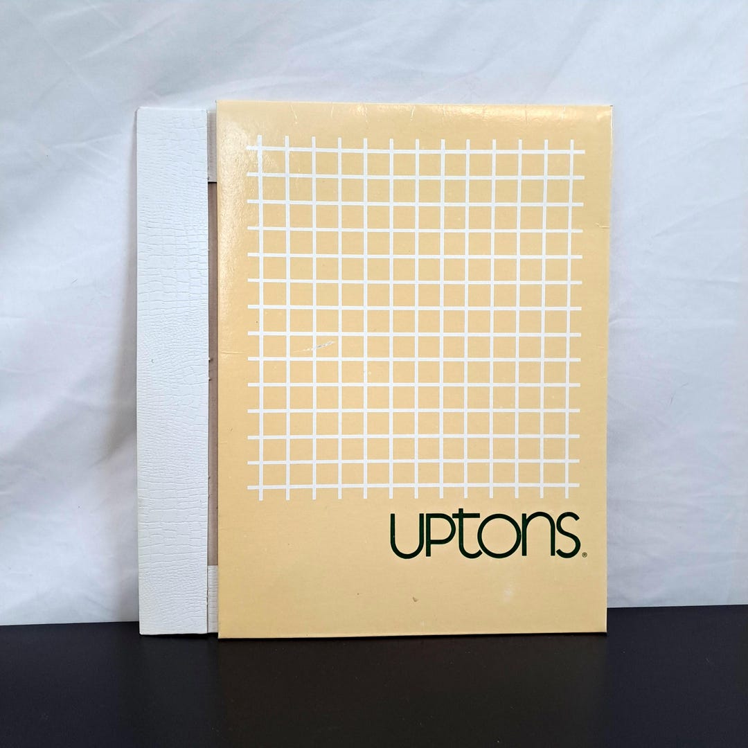 Vintage 80s Uptons Department Store Gift Box - Etsy
