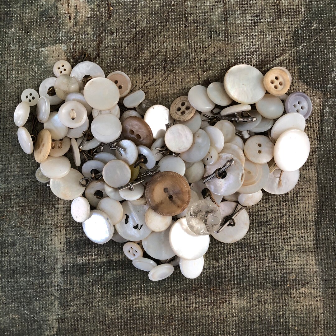 100+ Vintage Neutral Buttons, Mother of Pearl and Other - Etsy