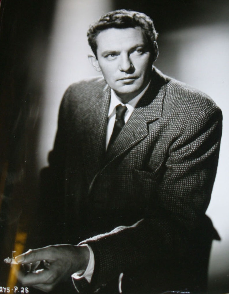 Vintage Studio Photo Movie Actor Peter Finch - Etsy
