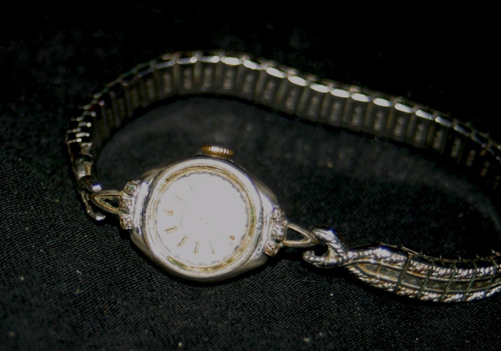 Vintage Bertmar Watch - Etsy
