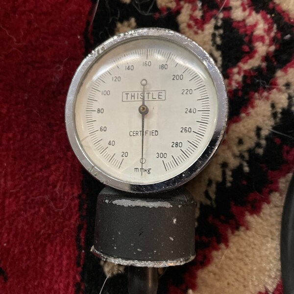 Vintage Blood Pressure Monitor - Etsy