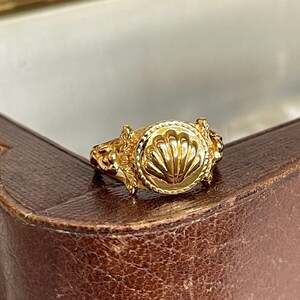 Gold Scallop Ring Venus Ring Gold Shell Ring rococo Style - Etsy