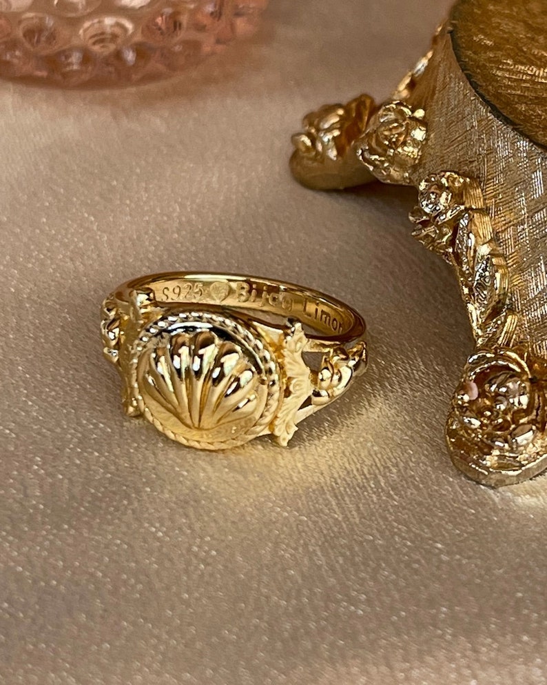 Gold Scallop Ring Venus Ring Gold Shell Ring rococo Style - Etsy
