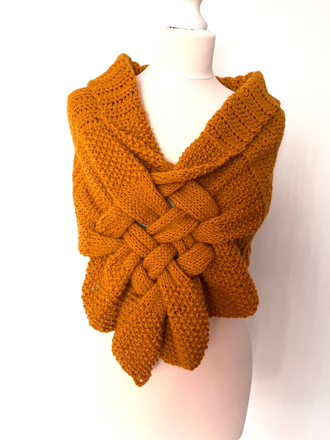Irish Celtic Knot Cowl, Collar Crochet Infinity Scarf Scarflette, Neck ...