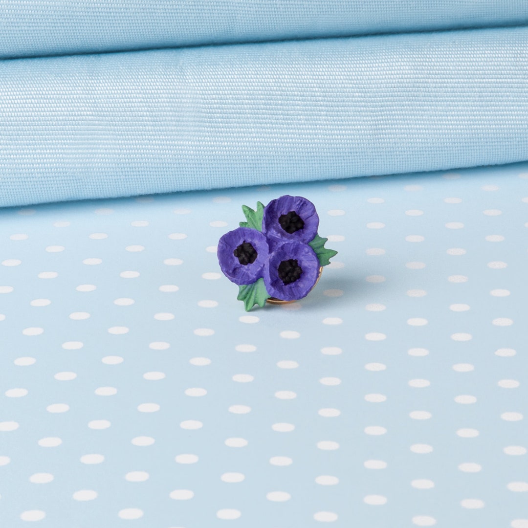 Purple Poppy Lapel Pin, to Remember All the Animals That Died in War - Etsy