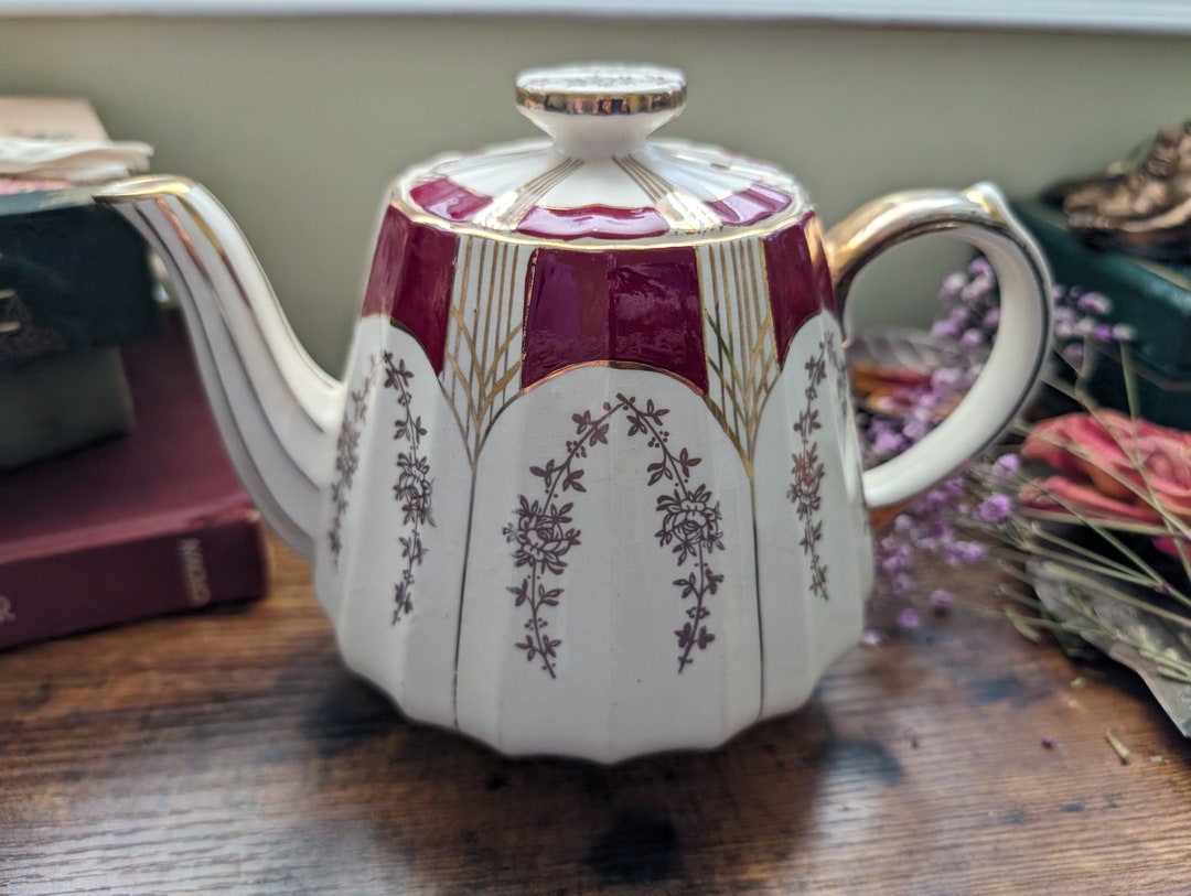Vintage Rare Sadler England Teapot Red White and Gold Design - Etsy