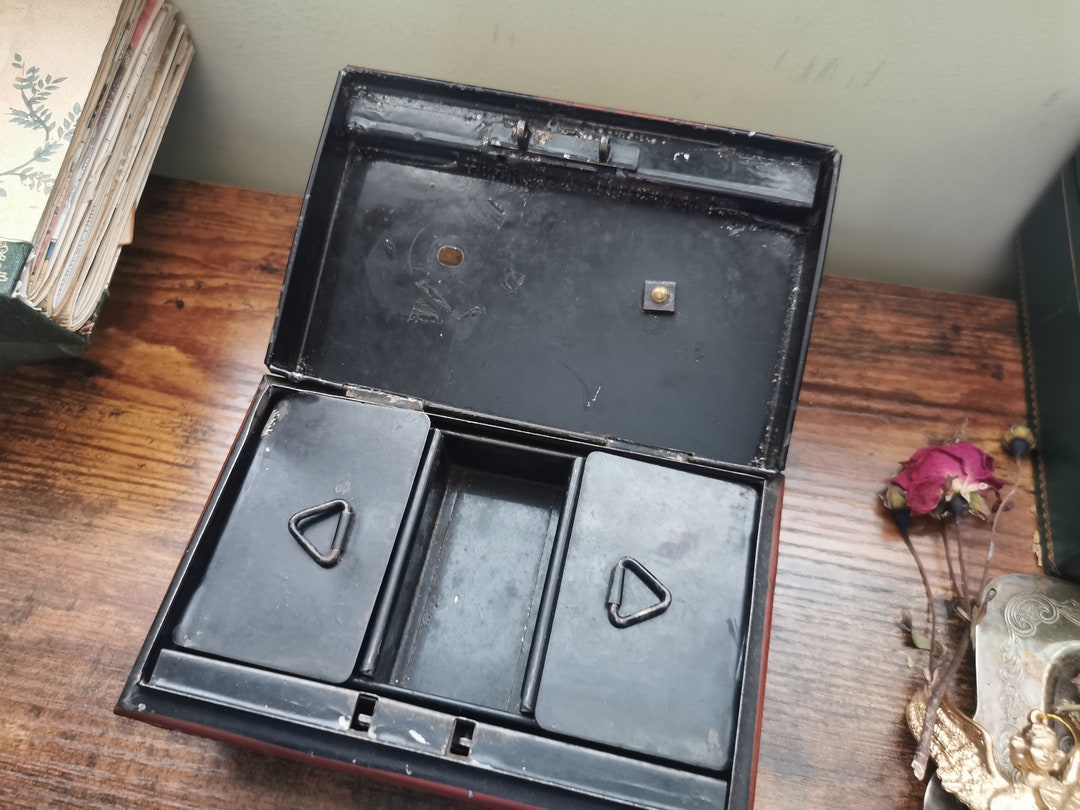 Vintage Small Cash Box Bank Box - Etsy