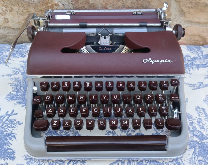 Vintage 1960s Remington Monarch Typewriter - Etsy
