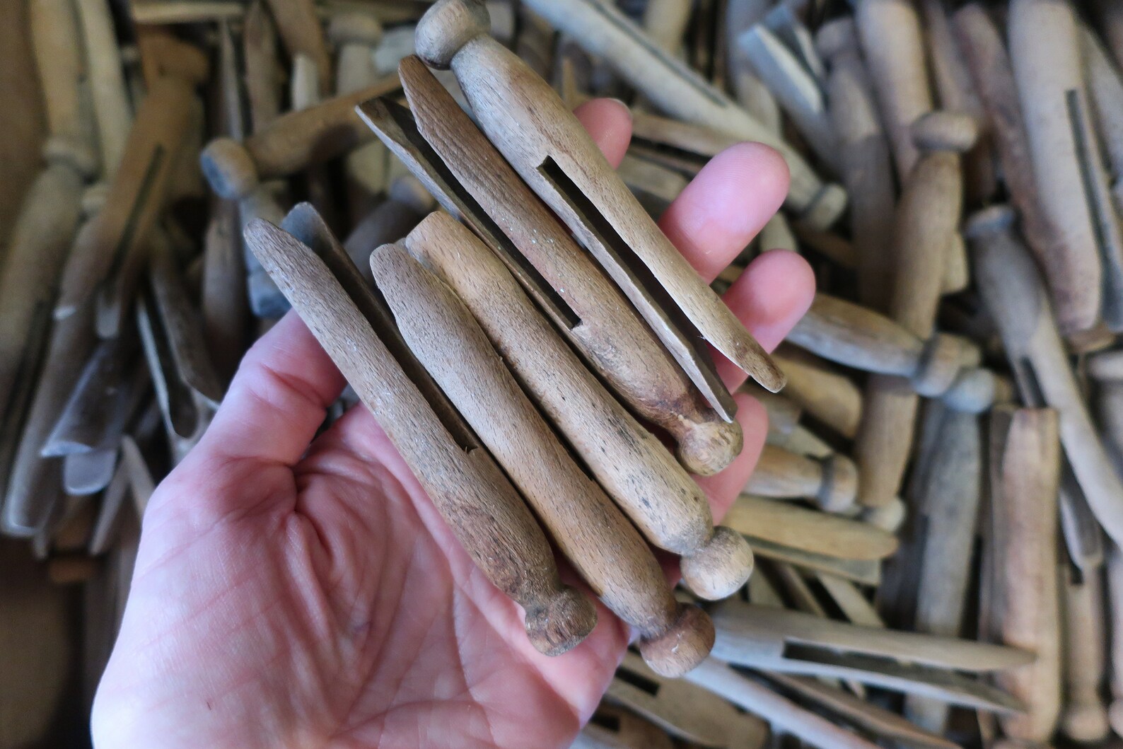 Set of 12 Wood Peg Clothespins Laundry Linens Crafts Supply - Etsy