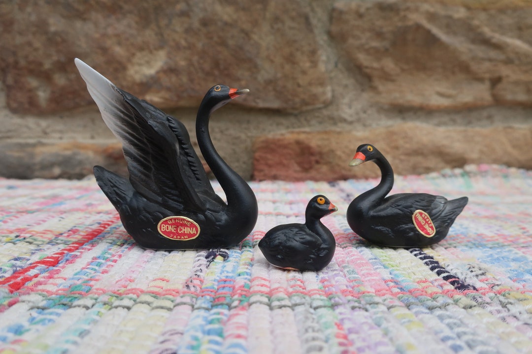 Black Swan Miniature Figurines Bone China Made in Japan Birdwatching ...