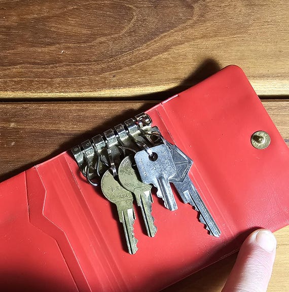 MCM Mid Century 1970s Holly Hobby Key Case with Origi… - Gem