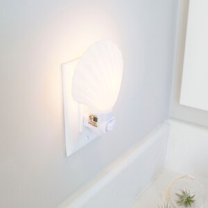 Scallop Shell Night Light | Beach House Decor | Bathroom Night Light ...