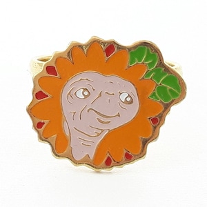 Vintage E.T. the Extra Terrestrial Flower Ring - Etsy