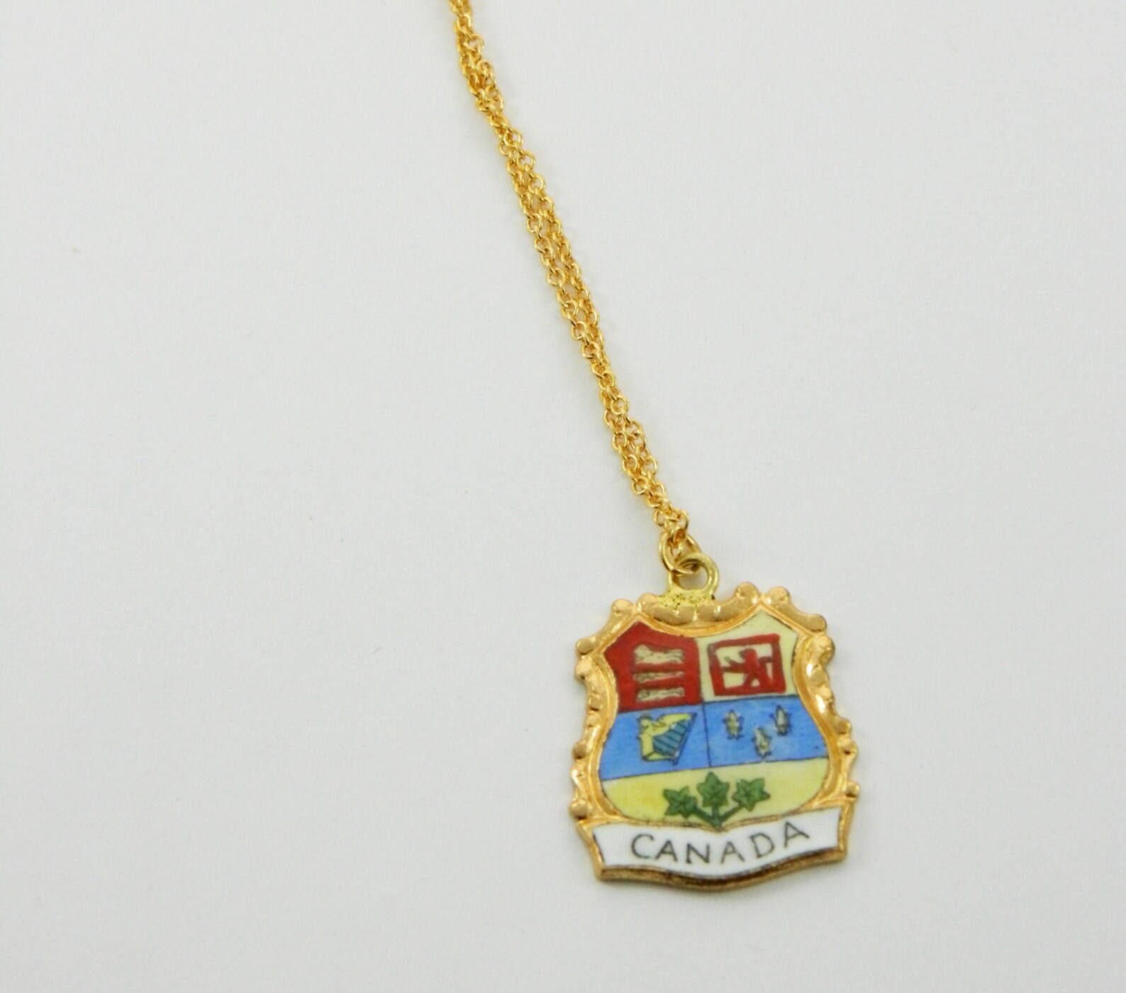 Vintage Canada Necklace | Etsy