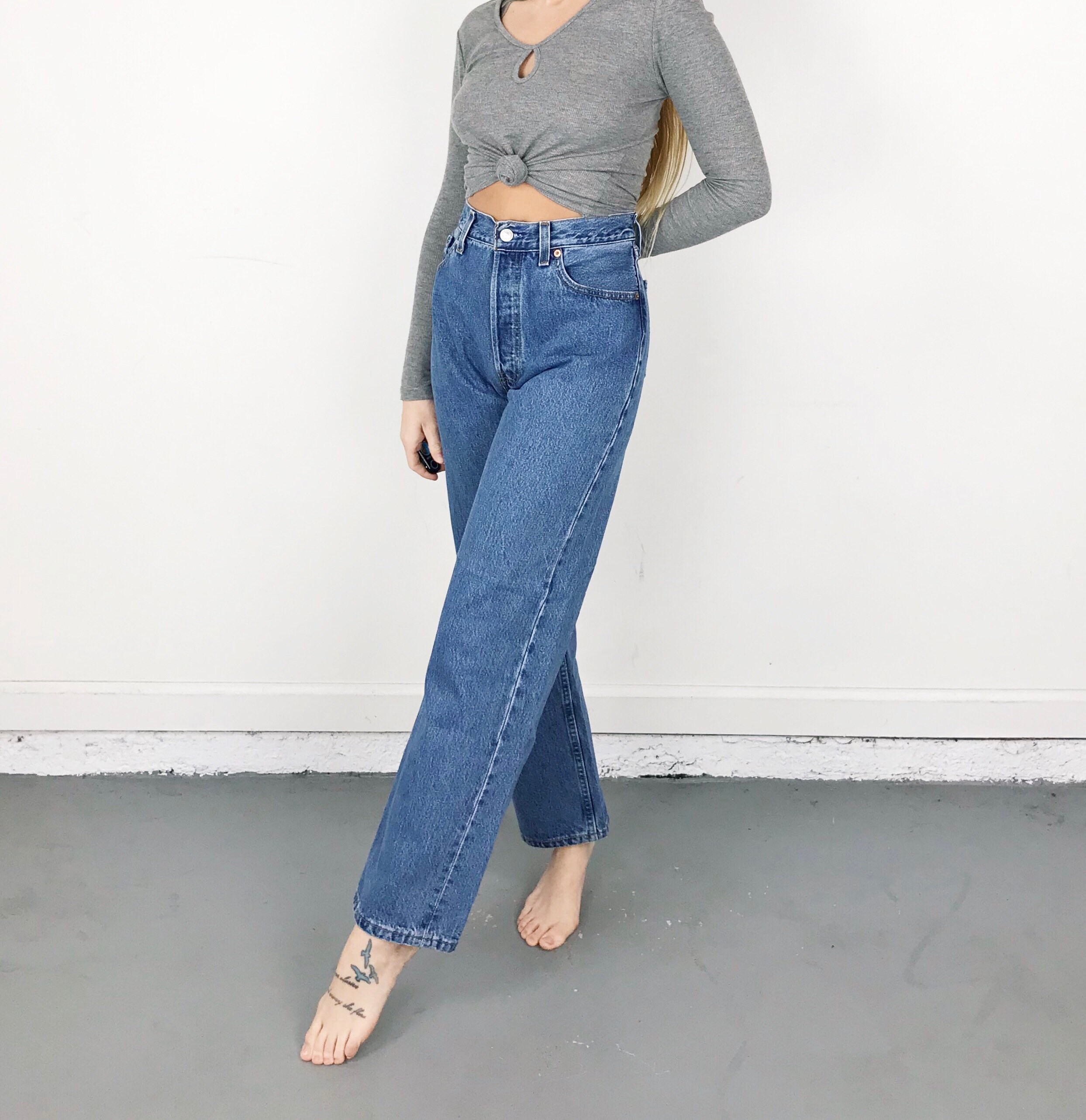 Vintage Levi's 501 Jeans / Size 30