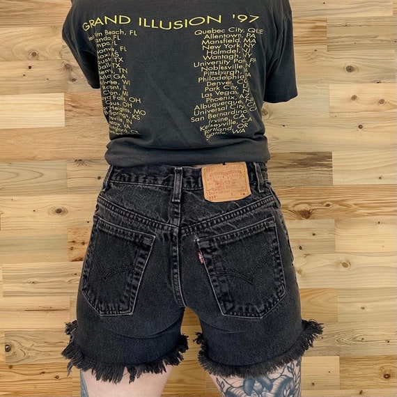 Levi's 517 Vintage Cut Off Black Jean Shorts / Size 24 - Gem