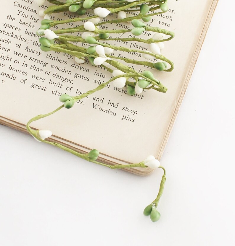 9' White Green Pip Berry Garland String Garland Small | Etsy
