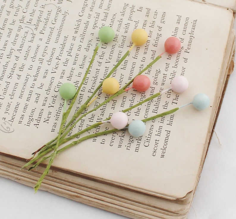 FIVE Pastel Berry Picks Spring Picks Floral Picks | Etsy