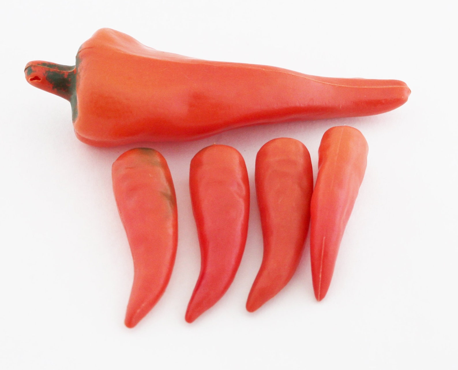 Vintage Chili Peppers | AS-IS Plastic Peppers | Artificial Veggies ...