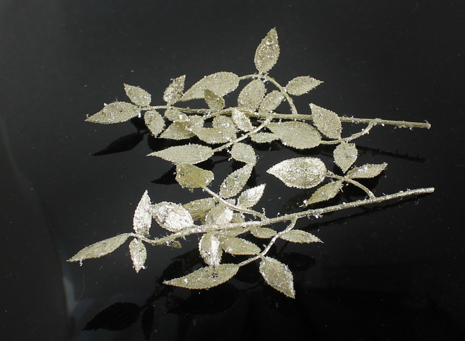 Gold Rose Leaf Sprays | Gilded Rose Leaves | Wedding Greenery ...