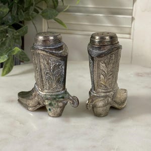 Vintage Cowboy Boot Salt and Pepper Shakers Silver Tone Western Decor ...