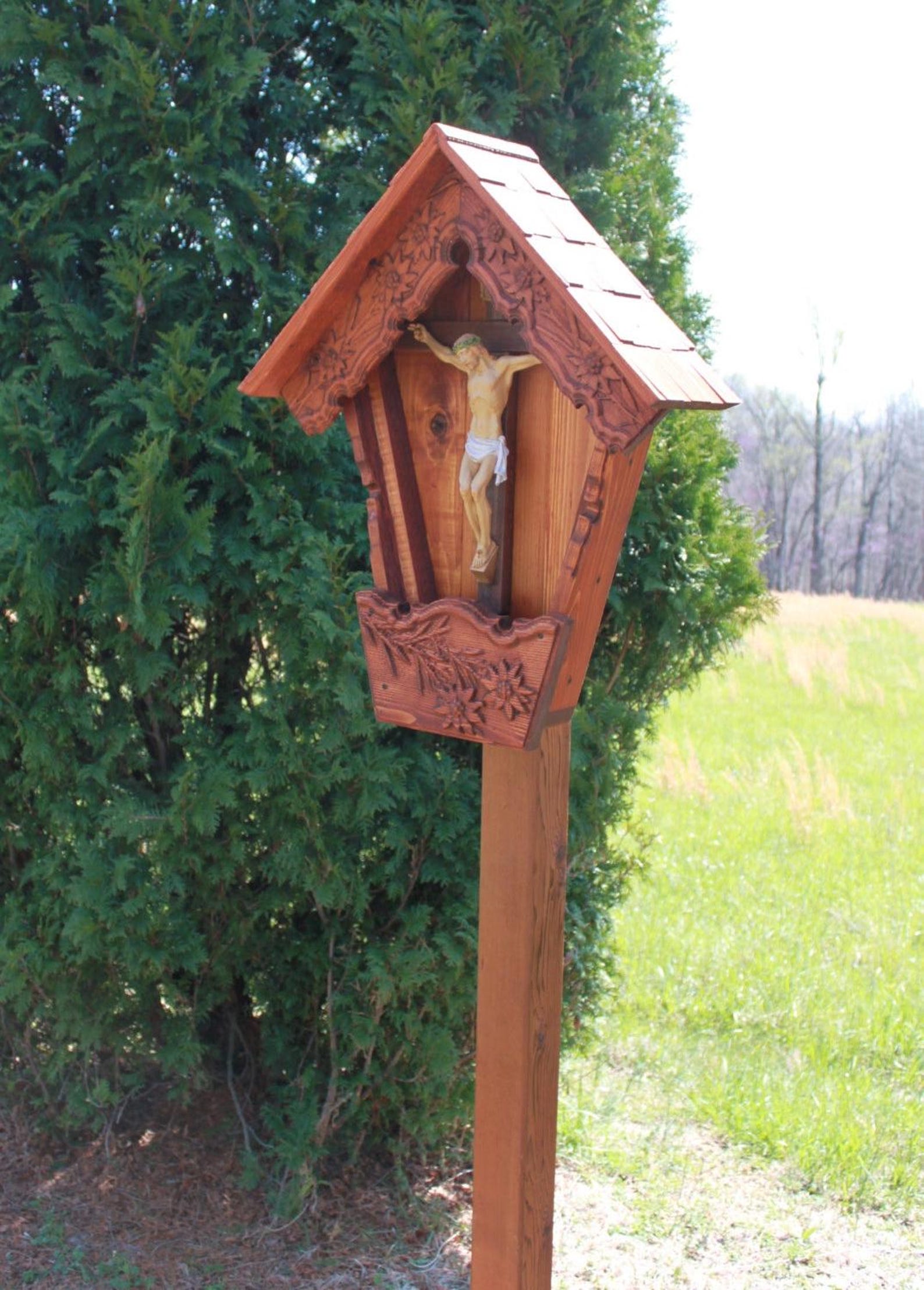 Edelweiss Crucifix Shrine: Large Cedar Wood Wayside Shrine - Etsy
