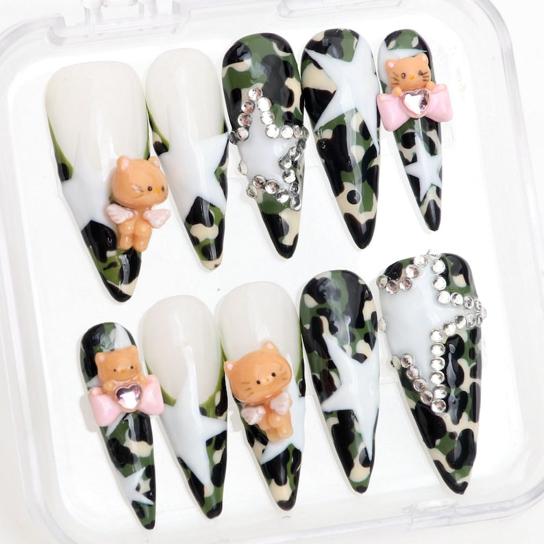 Camouflage Press on Nails,custom 3D Nails,handpainted Camo Five-pointed ...