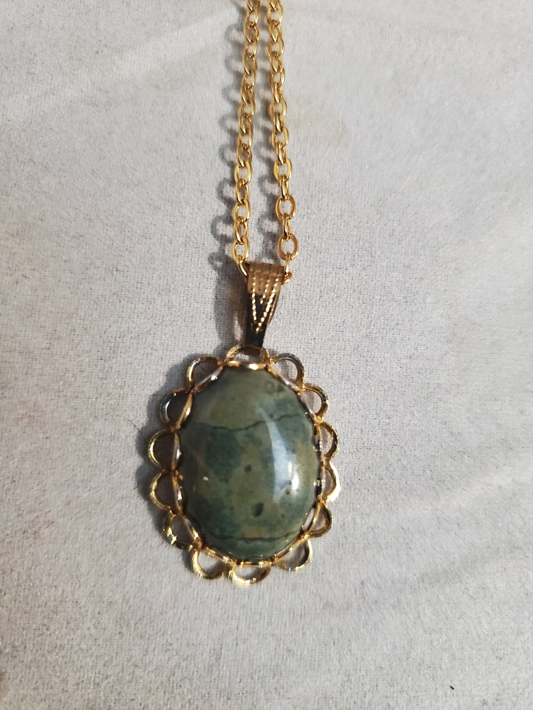 Green Jasper in Lace Edged Mounting - Etsy