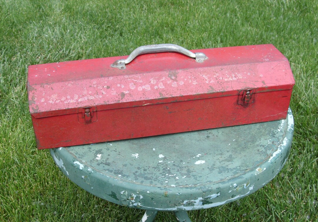 Vintage Red Metal Tool Box Has Removable Tray With Handle Scratched ...