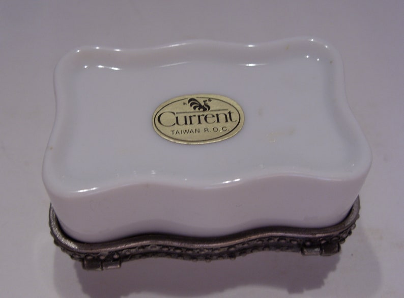 Floral Porcelain Trinket Box: Hinged Pewter-look Jewelry Box - Etsy