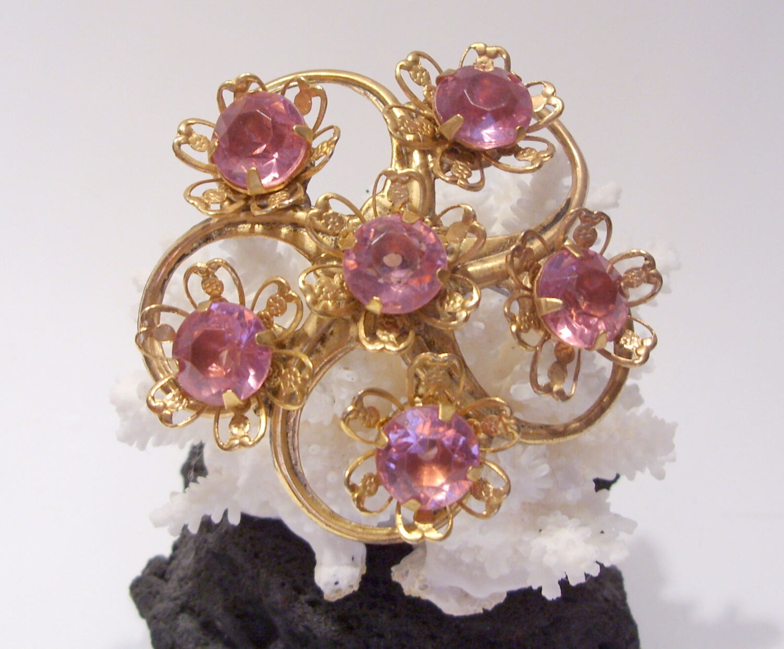Large Pink Rhinestone Swirl Flower and Gold Tone Filigree - Etsy